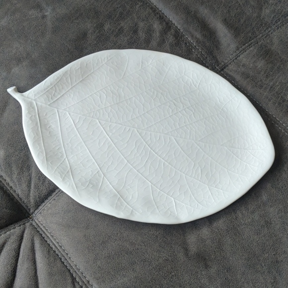Mark Aram | Dining | Michael Aram Ceramic Leaf Platter | Poshmark